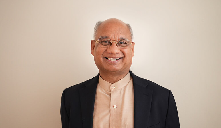 Simhasana—Lion Pose Tutorial – Himalayan Institute Online